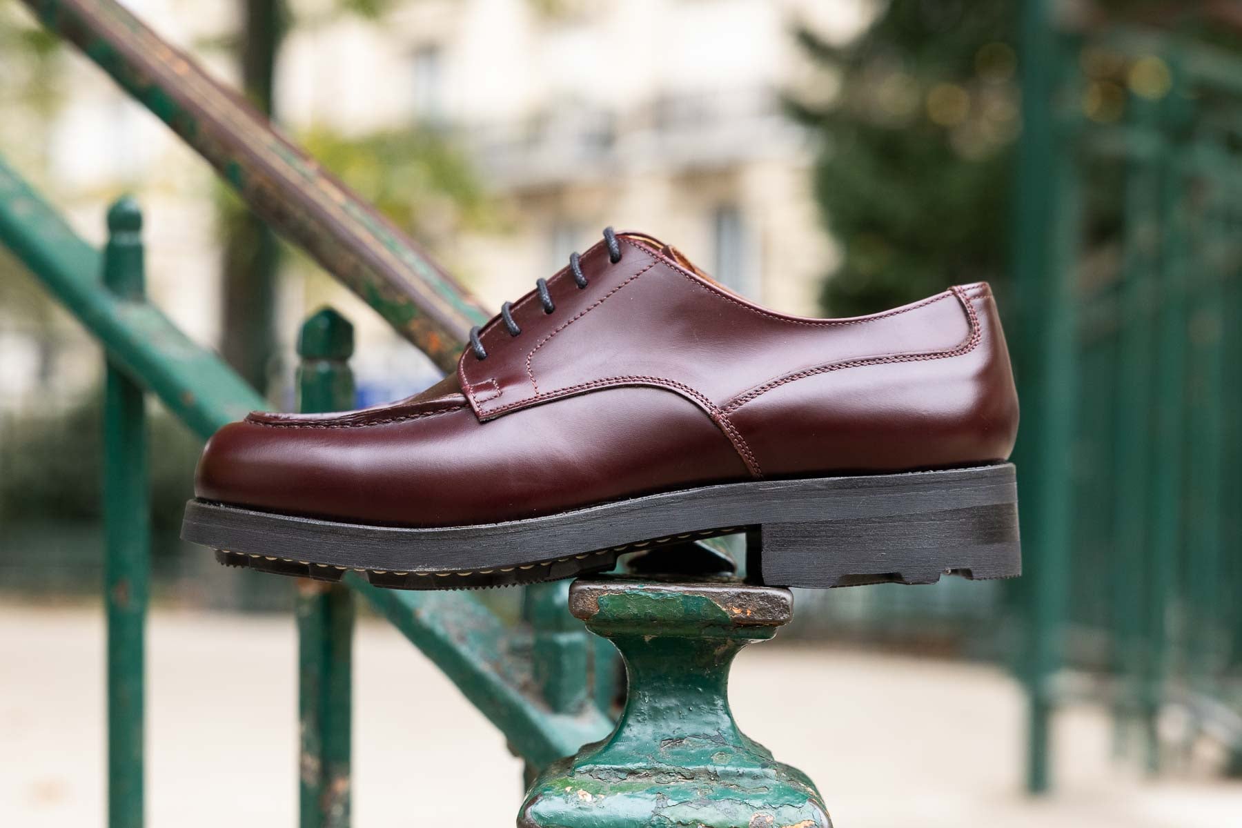 BRITISH SHOES - Derby Golf Bordeaux à semelle gomme crantée cousue ...